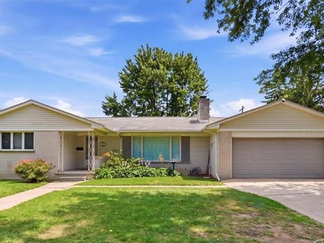 240 E Huron River Dr, Belleville, MI 48111