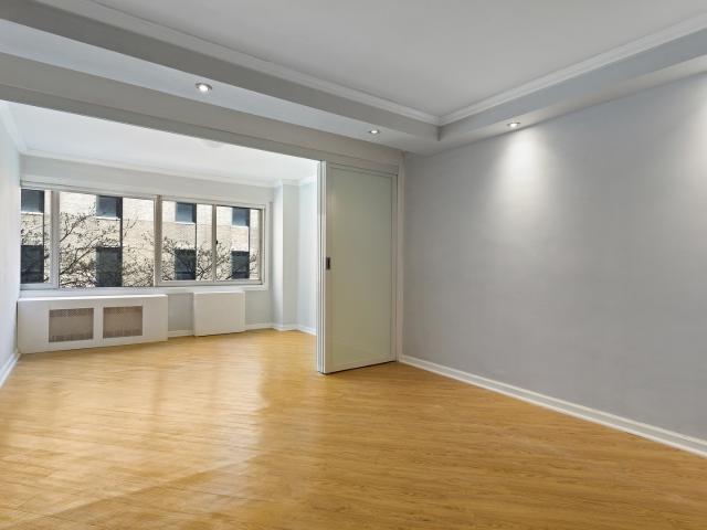 240 East 55th Street, New York, NY