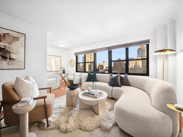 240 East 76th Street, New York, NY