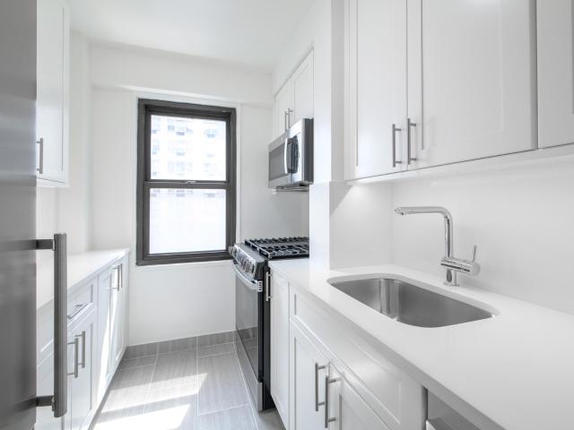240 East 76th Street, New York, NY