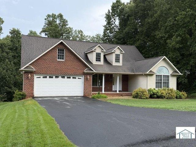 240 Fox Chase Dr, Collinsville, VA 24078