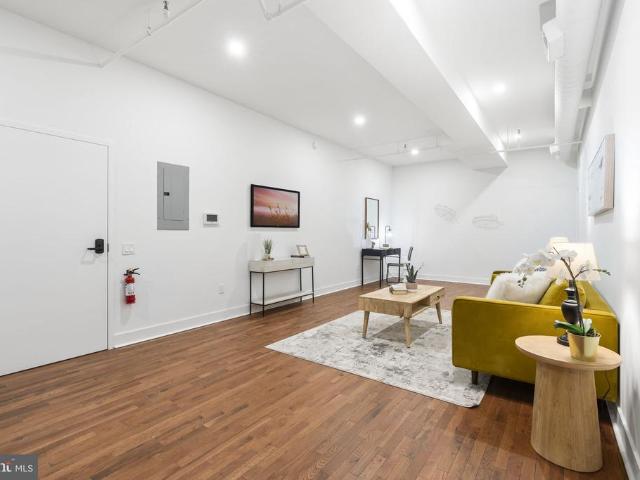 240 Hermitage Street # 103