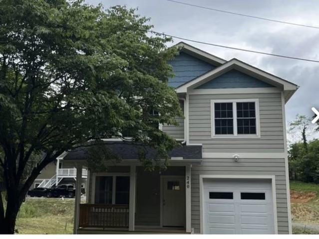 240 Old Farm School Rd, Asheville, NC 28805