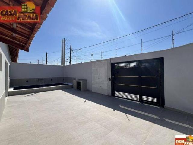 240 metros da praia casa com piscina 2 quartos, 64 m² por R$ 490.000,00 Plataforma Mongaguá/SP