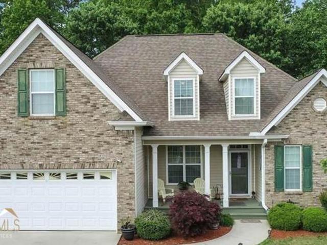 240 Millbrook Village Dr, Tyrone, GA 30290