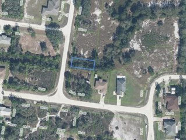 240 N Madera Rd, Avon Park, FL 33825
