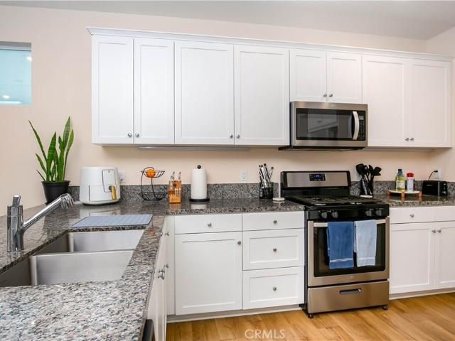 240 Natural Bridge Ln, Palmdale, CA 93551 | MLS #SR26068