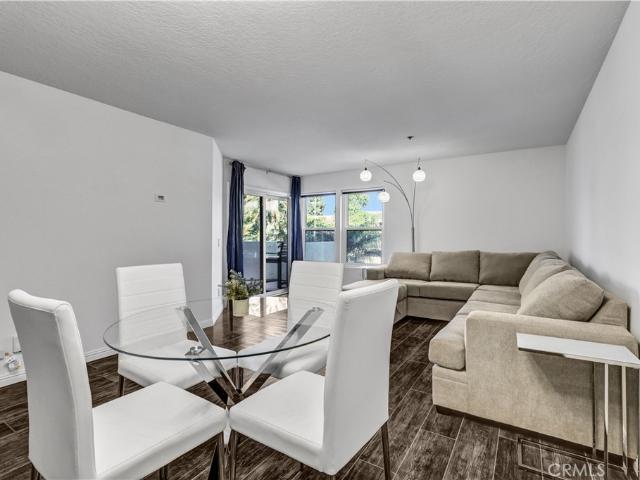 240 Nice Lane 114