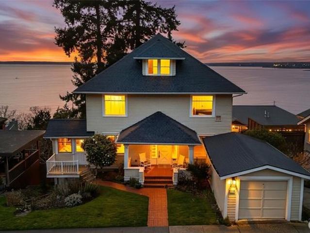 240 S Forest St, Bellingham, WA 98225