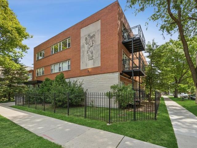 240 S Oak Park Ave Apt 305, Oak Park, IL 60302