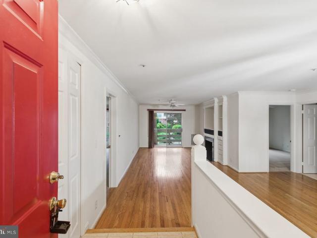 240 S Reynolds Street # 212