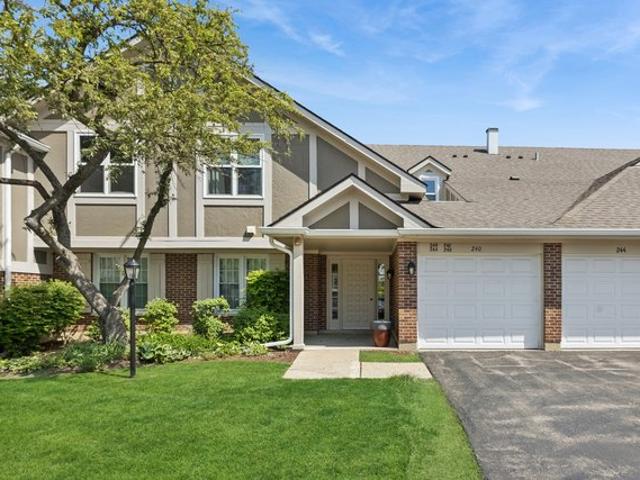 240 Southwick Ct Unit 240, Vernon Hills, IL 60061