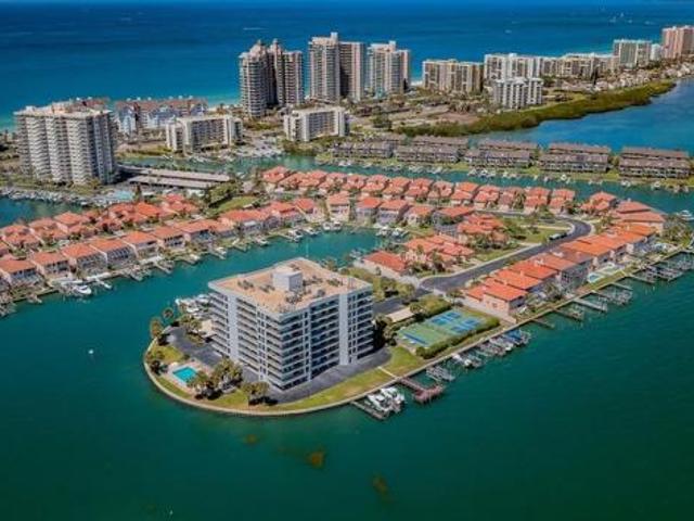 240 Sand Key Estates Dr #211, Clearwater, FL 33767