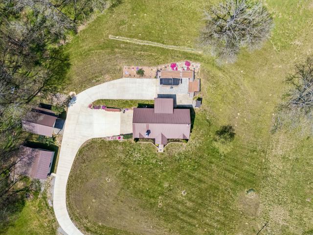 240 Scenic Ct