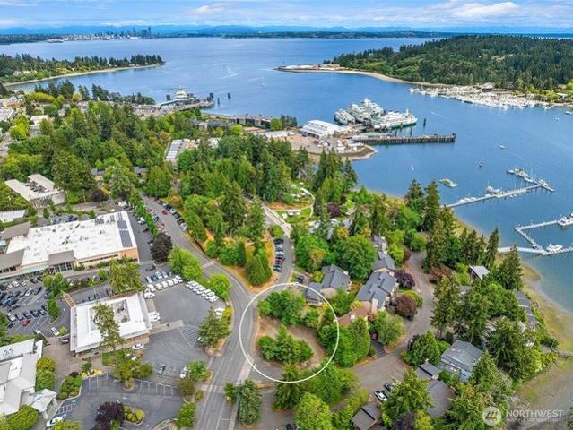 240 Shannon Dr SE Lot 7, Bainbridge Island, WA 98110