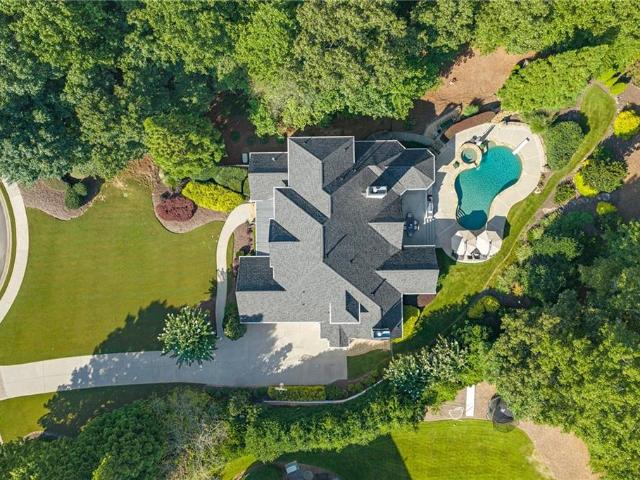 240 Pembrook Place