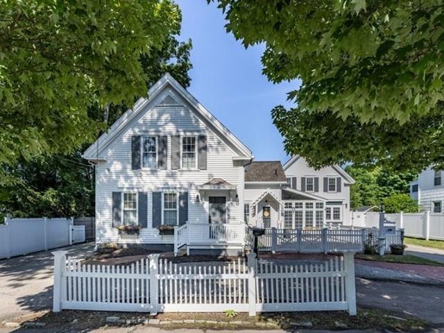 240 Plymouth St, Abington, MA 02351