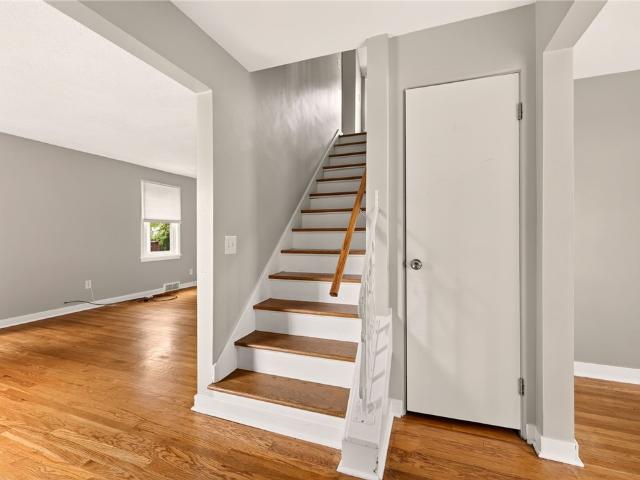 240 Rawlinson Road