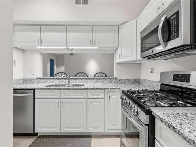 240 Renaissance Pkwy NE Apt 211, Atlanta, GA 30308