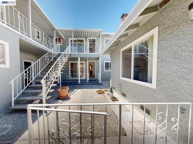 240 Richfield Dr