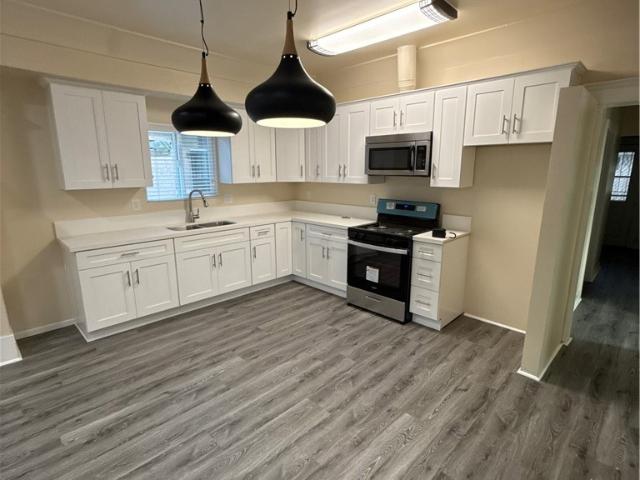240 W 54th St, Los Angeles, CA 90037 | MLS #DW26040