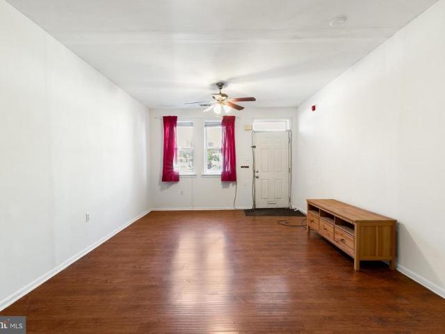 240 W Girard Avenue # 1