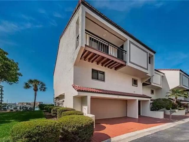 240 Windward Passage Apt 401, Clearwater, FL 33767