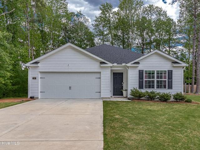 240 Victoria Dr, Washington, NC 27889