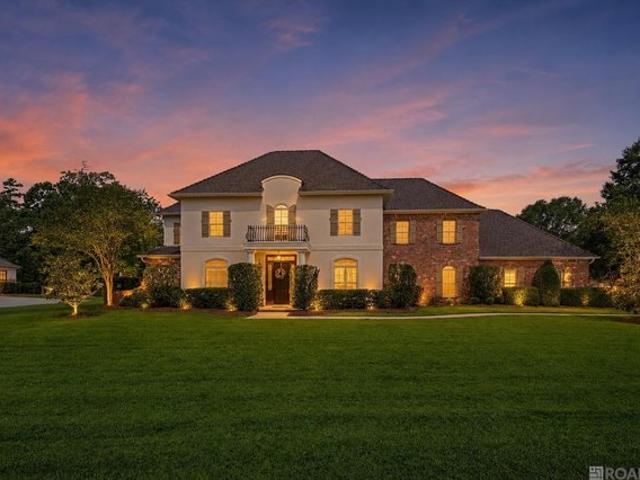24149 Ferry Landing Dr, Denham Springs, LA 70726