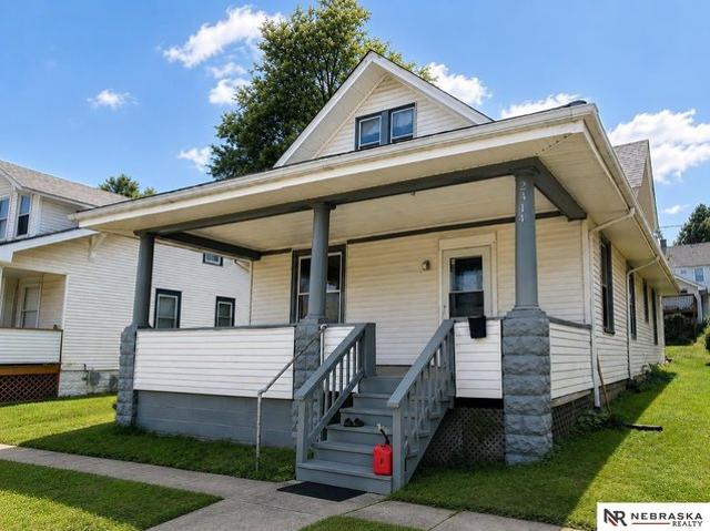 2414 N 45th St, Omaha, NE 68104