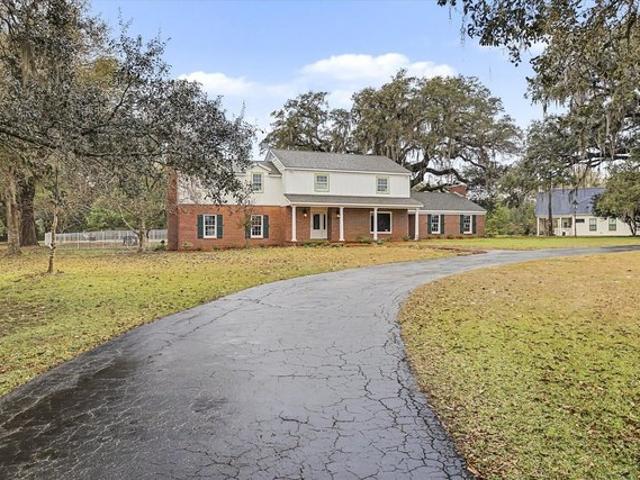 2414 N Arendell Way, Tallahassee, FL 32308
