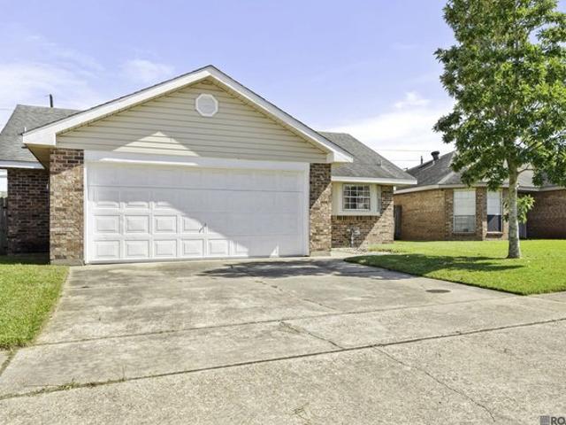 2414 N Sugar Ridge Rd, Laplace, LA 70068