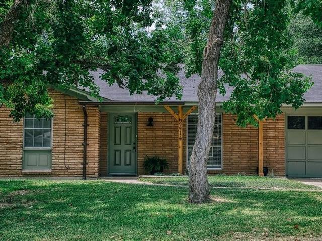 2414 Airline Dr, Brenham, TX 77833
