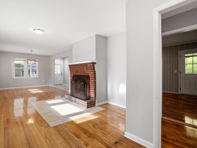 2414 Chapin Street