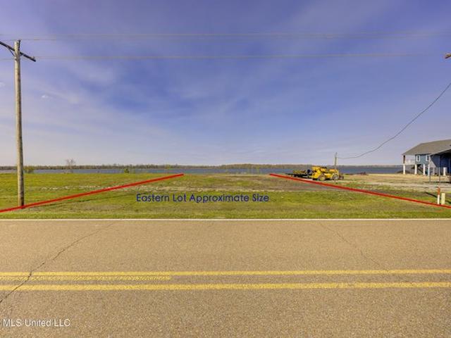 2414 Eagle Lake Shore Rd, Vicksburg, MS 39183