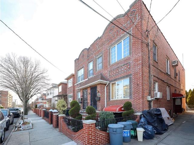 2414 East 11th Street | Compass