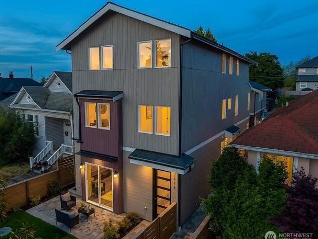 2414 Queen Anne Ave N, Seattle, WA 98109