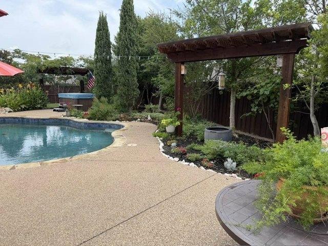 2414 Strathfield Ln, Trophy Club, TX 76262