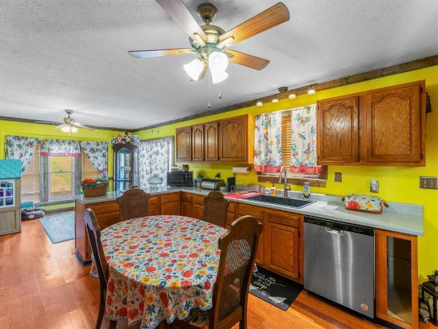 2414 Sunfish Sunny Point Road