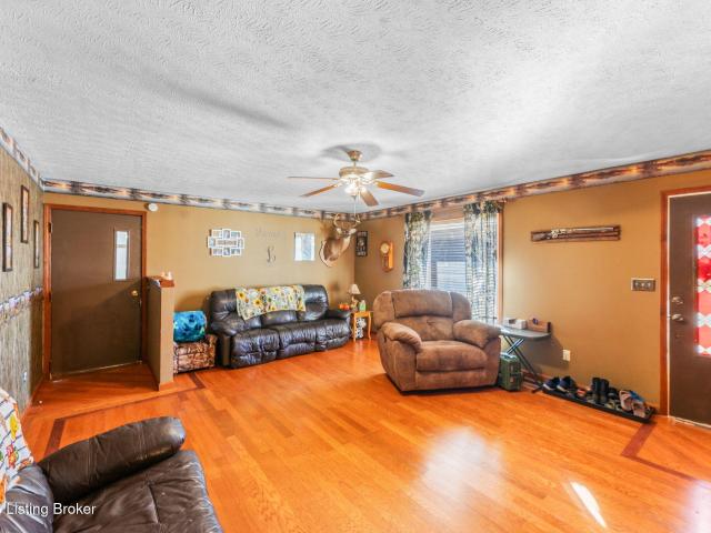 2414 Sunfish Sunny Point Rd