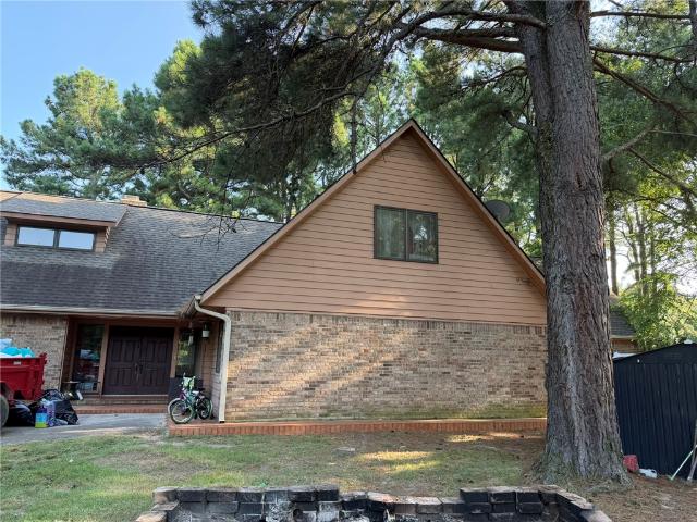 2414 Sherwood Lane