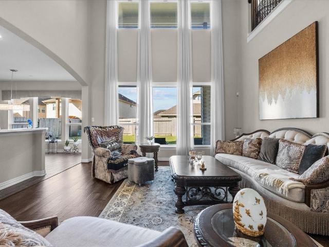 2414 Trocadero Ln, League City, TX 77573 | MLS #81114