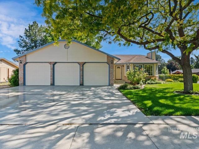 2414 Wildflower Dr