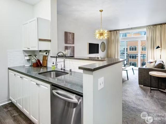 2414 1st Avenue # 703