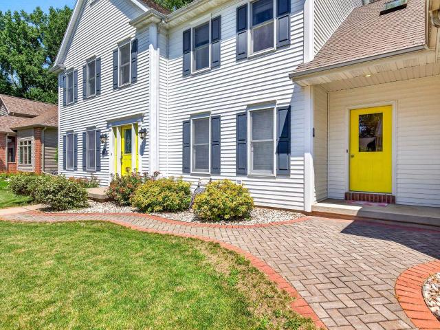 2415 maple grove drive