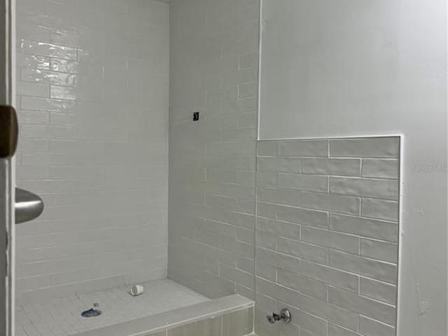 2415 NE 7th St, Unit 2, Ocala, FL 34470 | MLS #OM707247