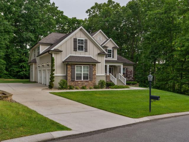 2415 Anchor Trail