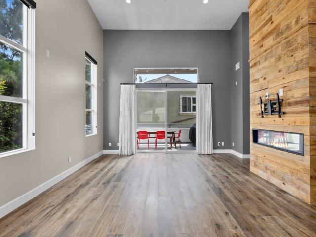 2415 Carnegie Lane #C, Redondo Beach, US, CA