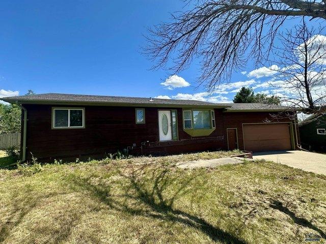 2415 E Erskine St Unit 2415, Pierre, SD 57501