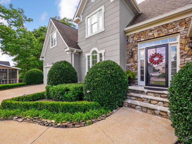 2415 Lennox Court